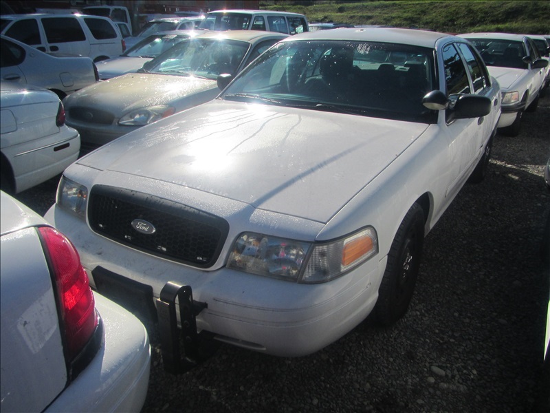 2005 FORD CROWN VIC | KENMORE HEAVY EQUIPMENT, CONTRACTORS EQUIPMENT ...