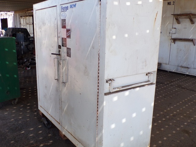 ASSORTED CONTRACTOR JOB BOXES | HAWAII - JS INTERNATIONAL INC. & OTHERS ...