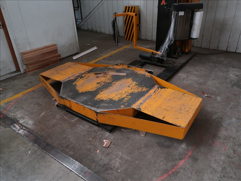 PHOENIX PHPA2200 AUTOMATIC PALLET WRAPPING MACHINE | PASQUIER PANEL ...