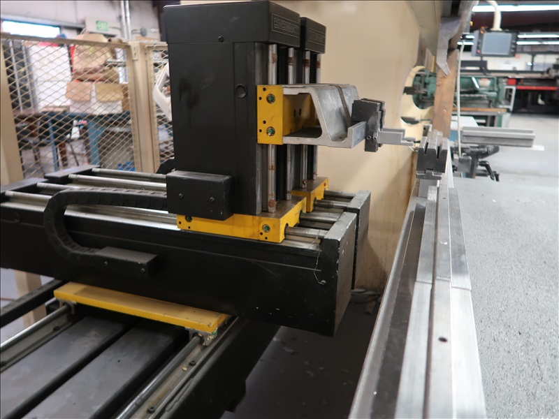 CINCINNATI AUTOFORM | UNIVERSAL SHEET METAL INC. - LIVE AUCTION | James ...